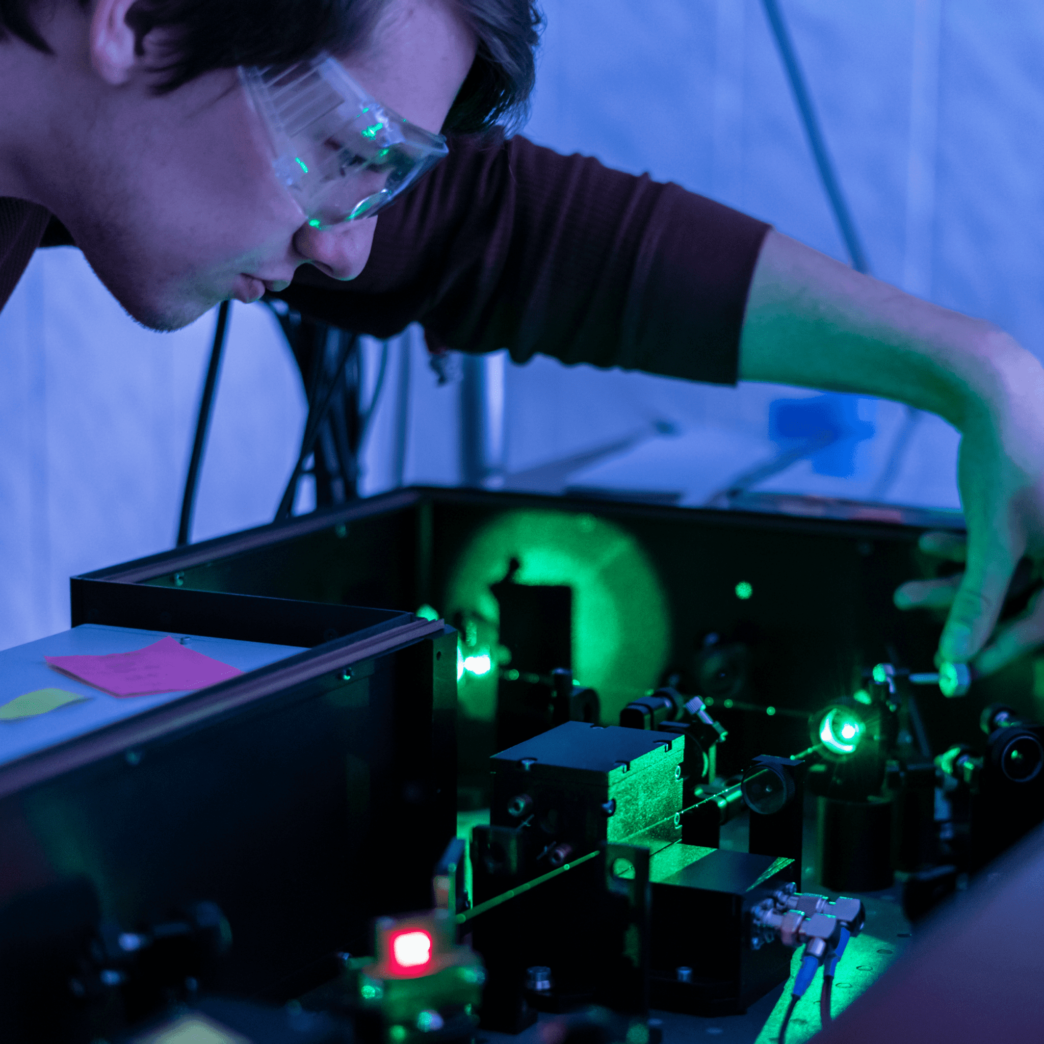 A Level Physics Course | Online AQA A Level Qualification