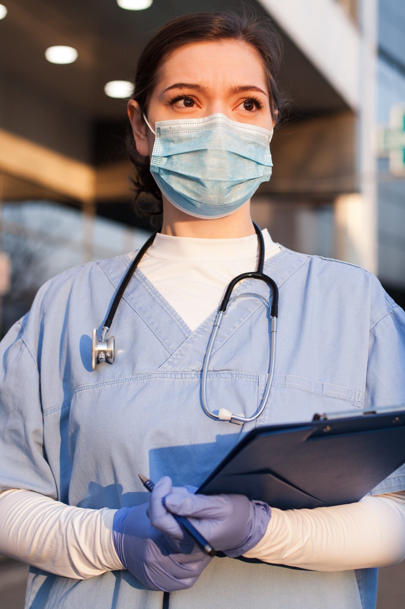 Become An NHS Worker: Your Full Guide For 2025 👩🏽‍⚕️